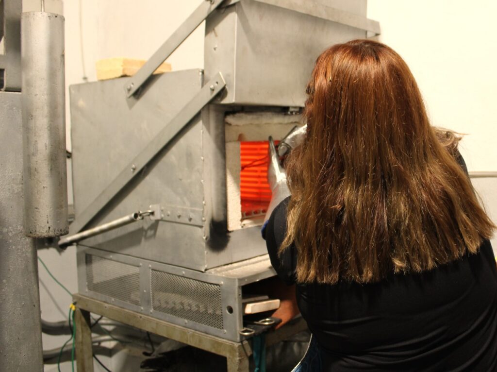 Norma ASTM D5630 para el Contenido de Cenizas en Plásticos ...